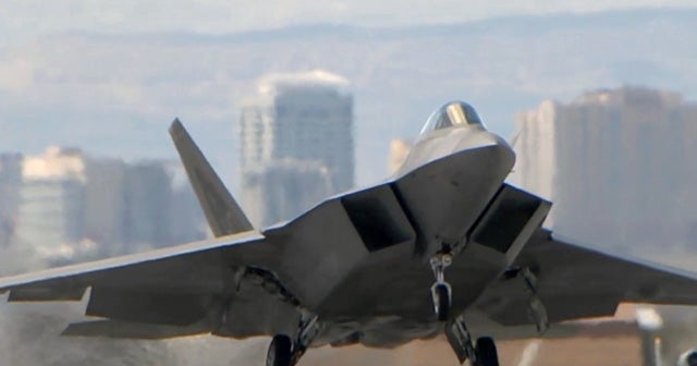 1994: The F-22 controversy begins - CBS News