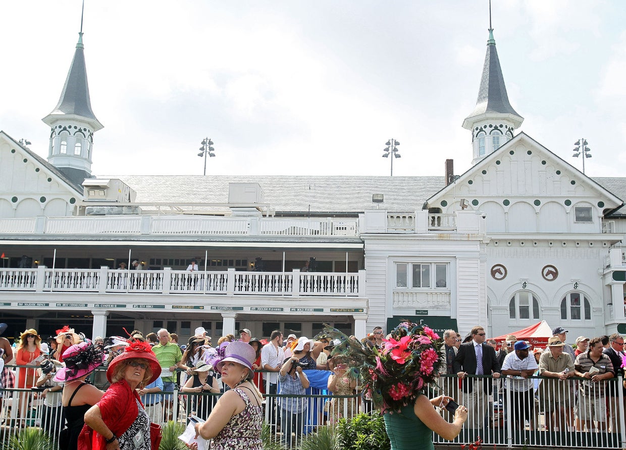 Bonnets bloom at Kentucky Derby