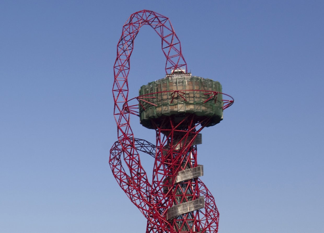 Orbit tower at London Olympics site completed - CBS News