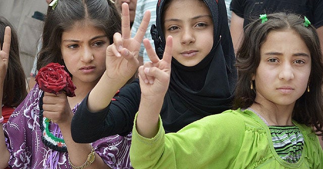 No easy answers in Syria as wary Middle East looks on - CBS News