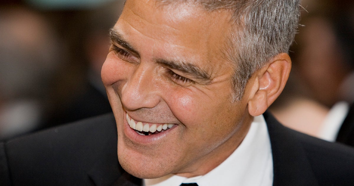 Clooney to raise money for Obama in Geneva - CBS News