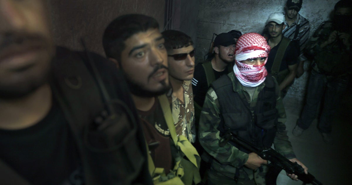 Urban-rural stalemate forms in Syria conflict - CBS News