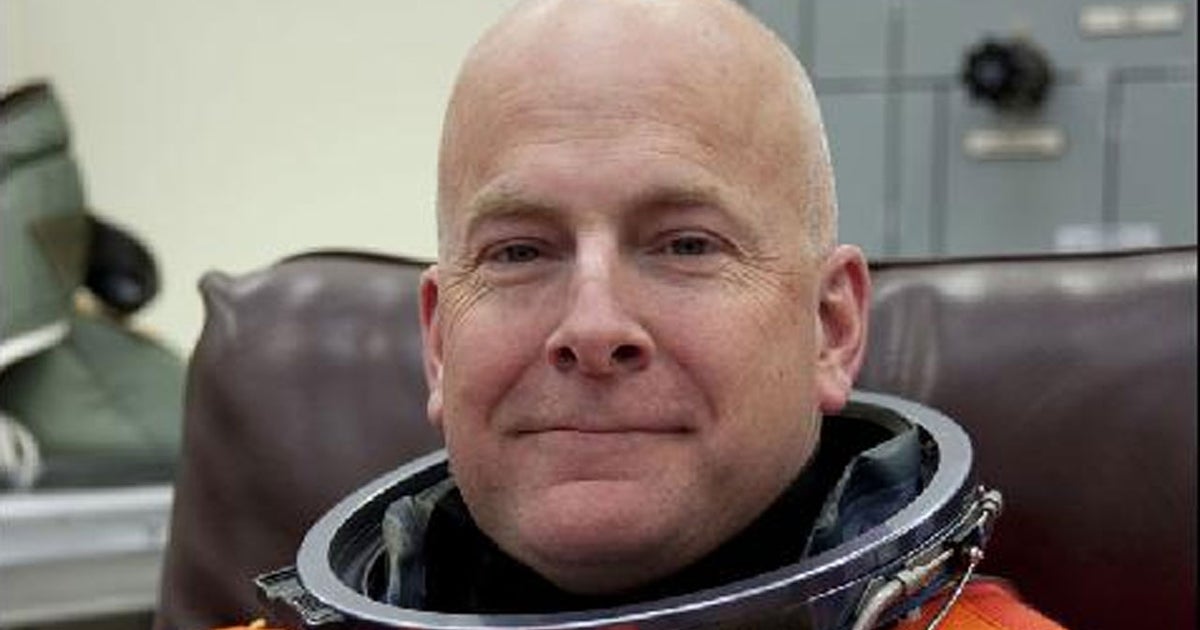 Retired astronaut Alan Poindexter dies in Fla. water craft accident ...