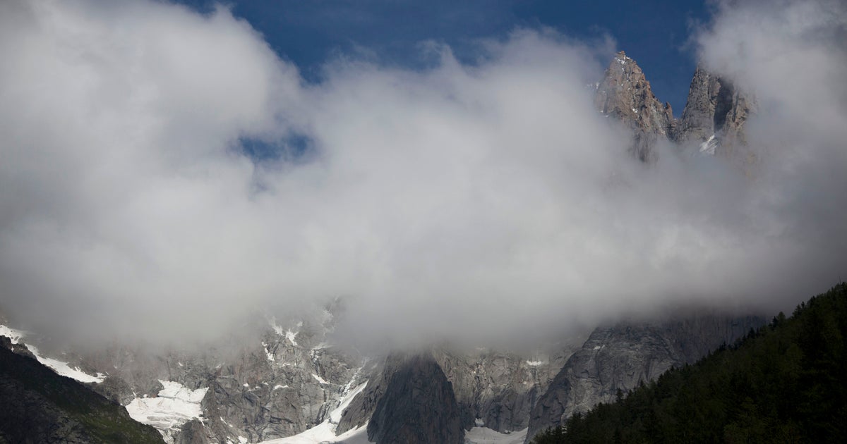 Mont Blanc avalanche leaves at least 9 climbers dead, 11 injured - CBS News