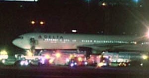 Delta flight leaves JFK after explosives scare - CBS News