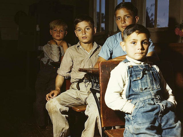Rare color photos: Kids in the 1940s