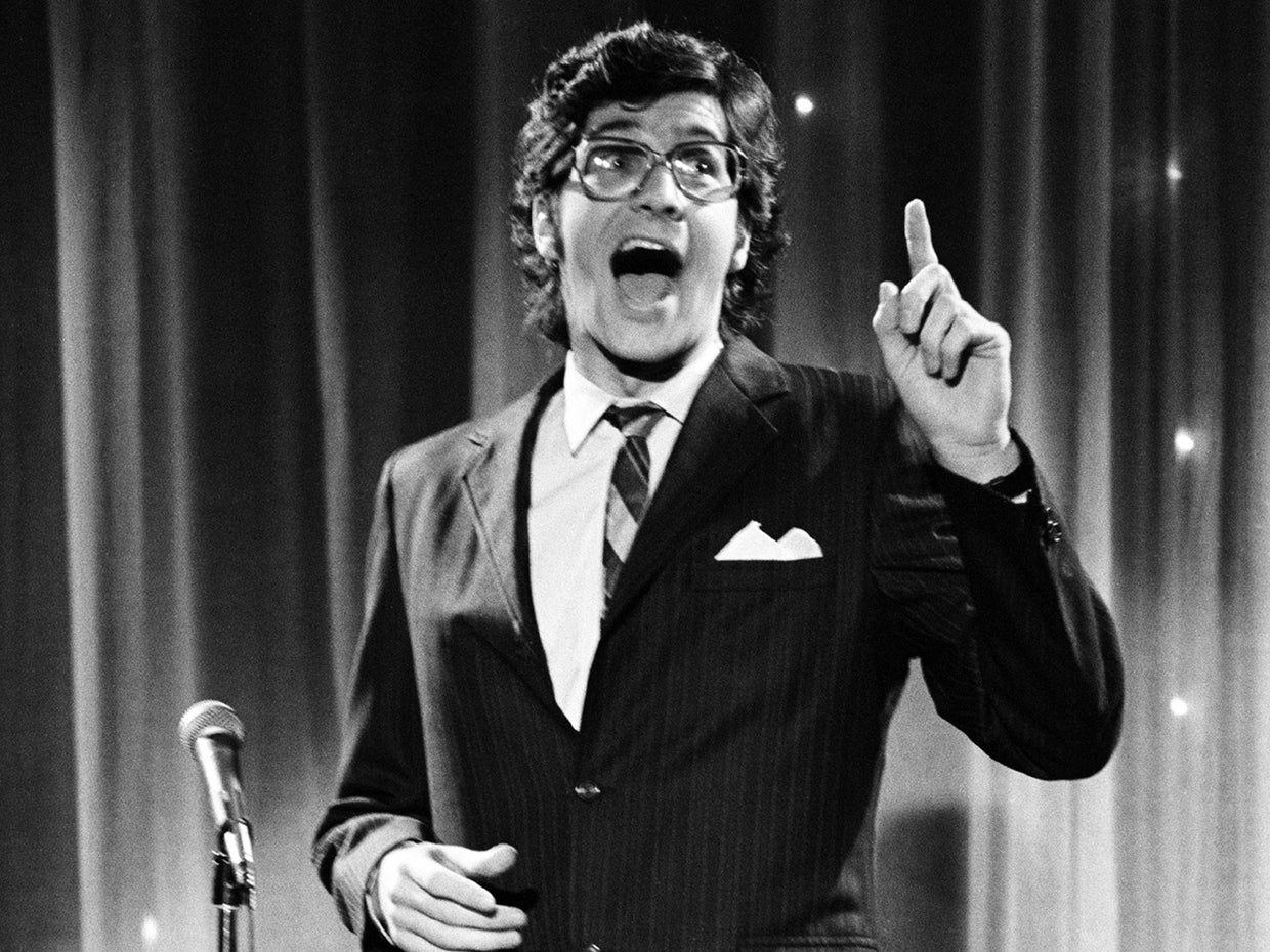 Tom Davis, comedian and "SNL" writer, dies at 59 - CBS News