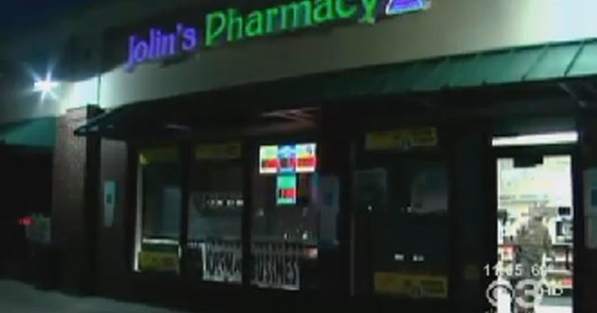 New Jersey pharmacist pulls gun, fires at would-be robber - CBS News
