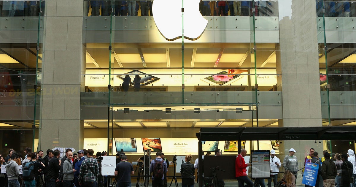 As expected, long lines for Apple's iPhone 5 - CBS News