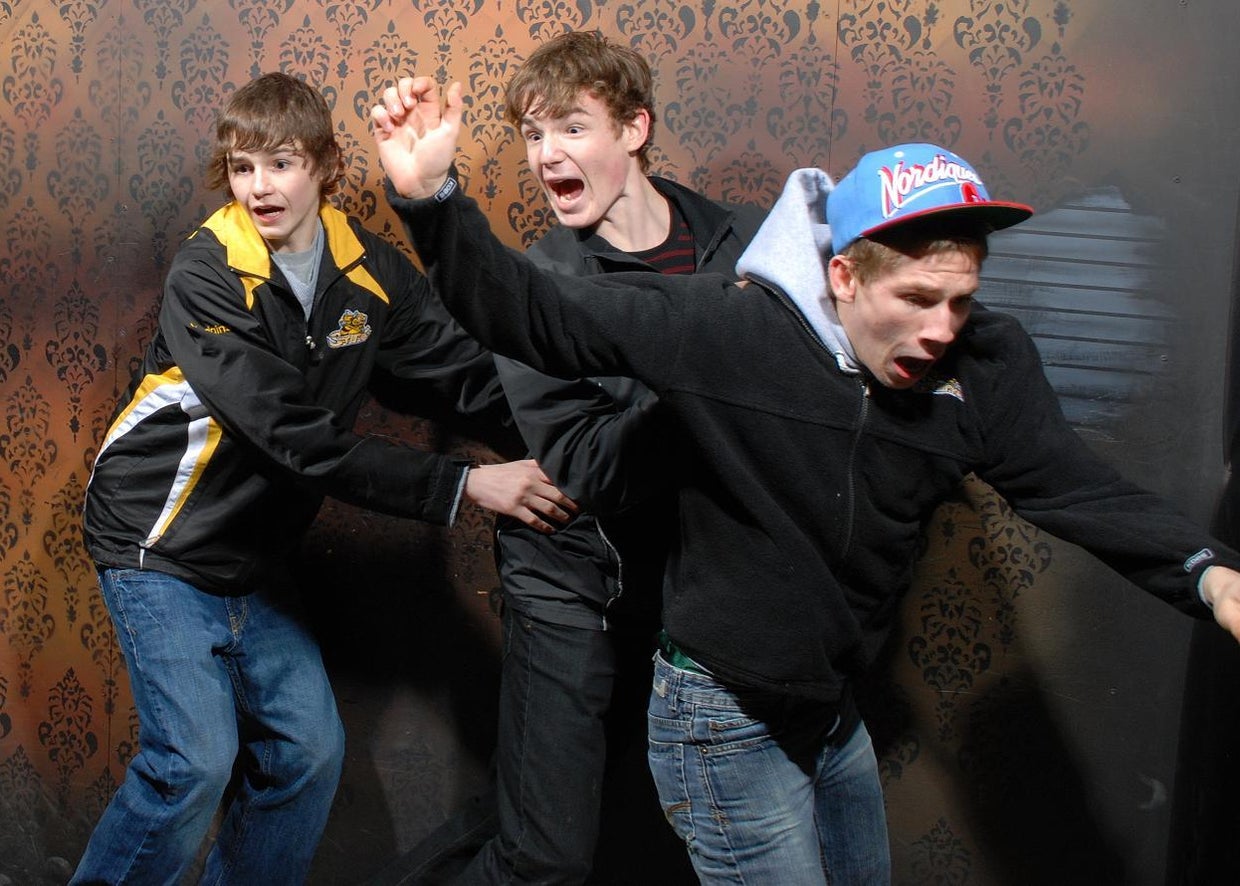 Terrified reactions at haunted house, Pt. 4