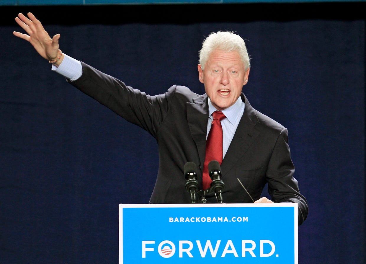 Bill Clinton: Romney "thinks we're dumb" - CBS News