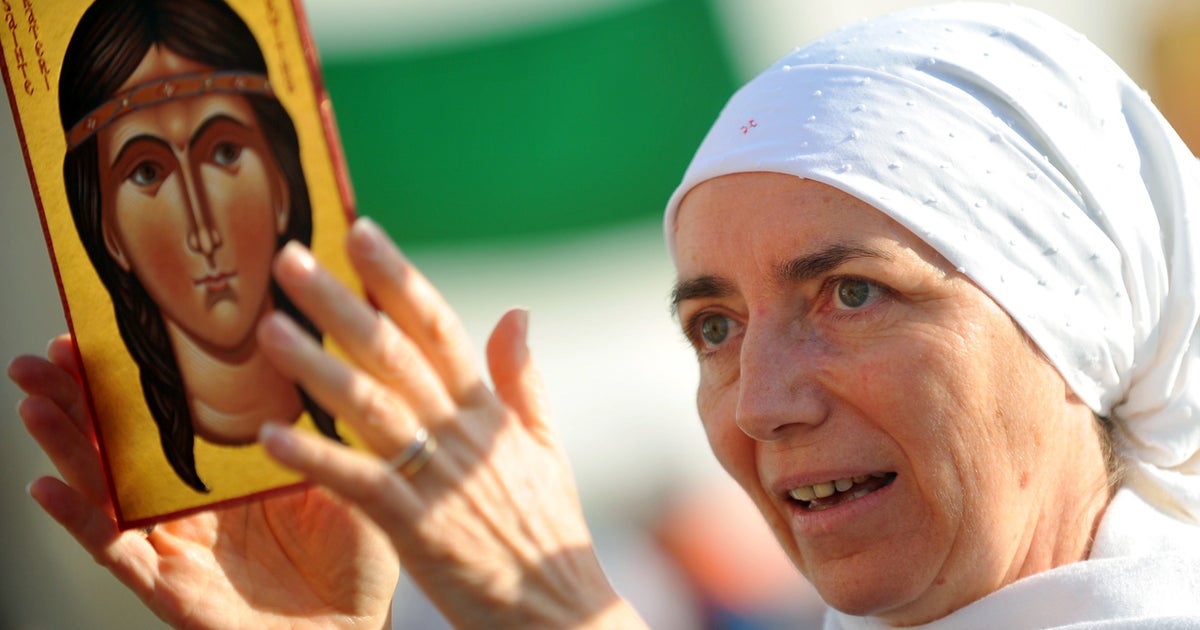 Native Americans celebrate first Catholic sainthood - CBS News