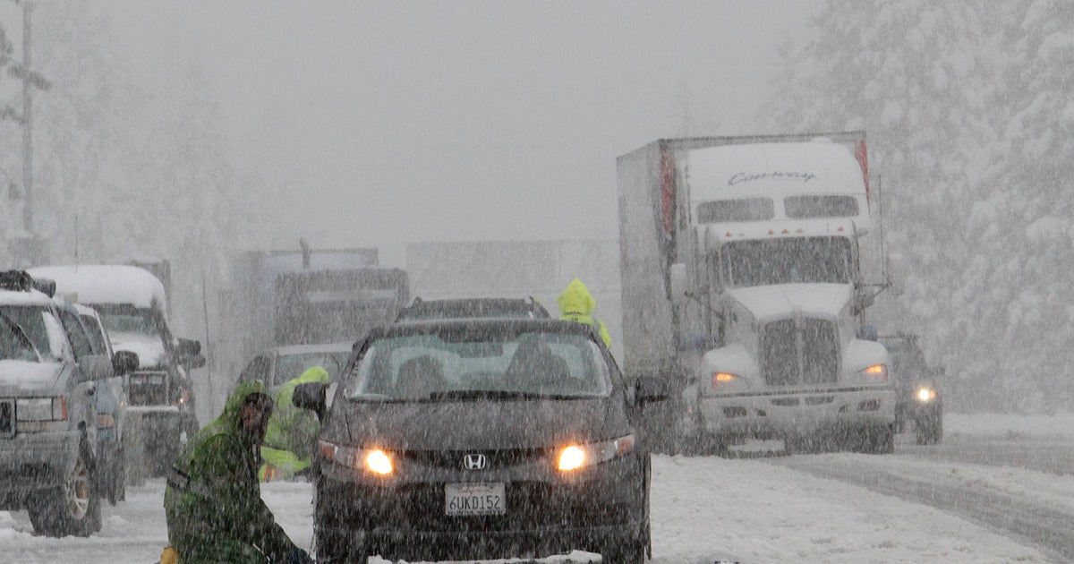 First winter storm brings 2 feet of snow to Calif. - CBS News