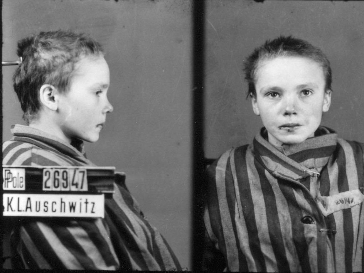 Auschwitz photographer Wilhelm Brasse dead at 95 - CBS News