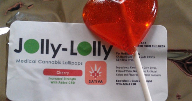 N.Y. drug raid nets 640 marijuana lollipops, cash - CBS News