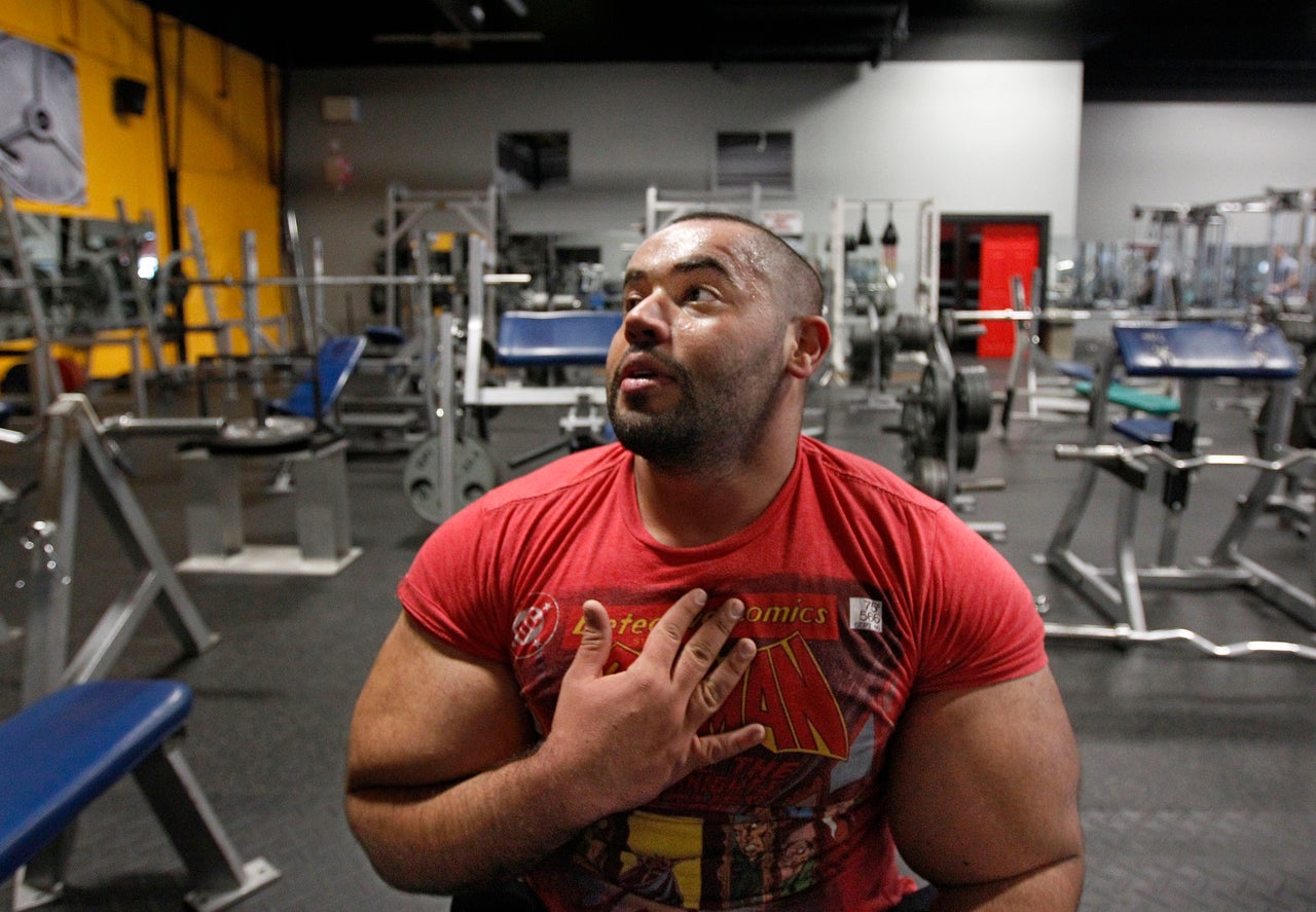 Guinness World Records Biggest Biceps These Two Performers Achieved