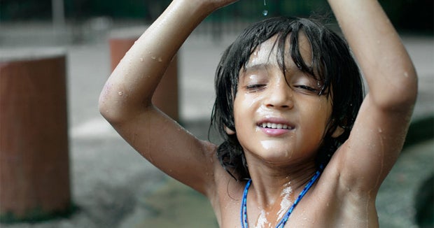 International children -- all living in NYC -- snapped by photographer ...