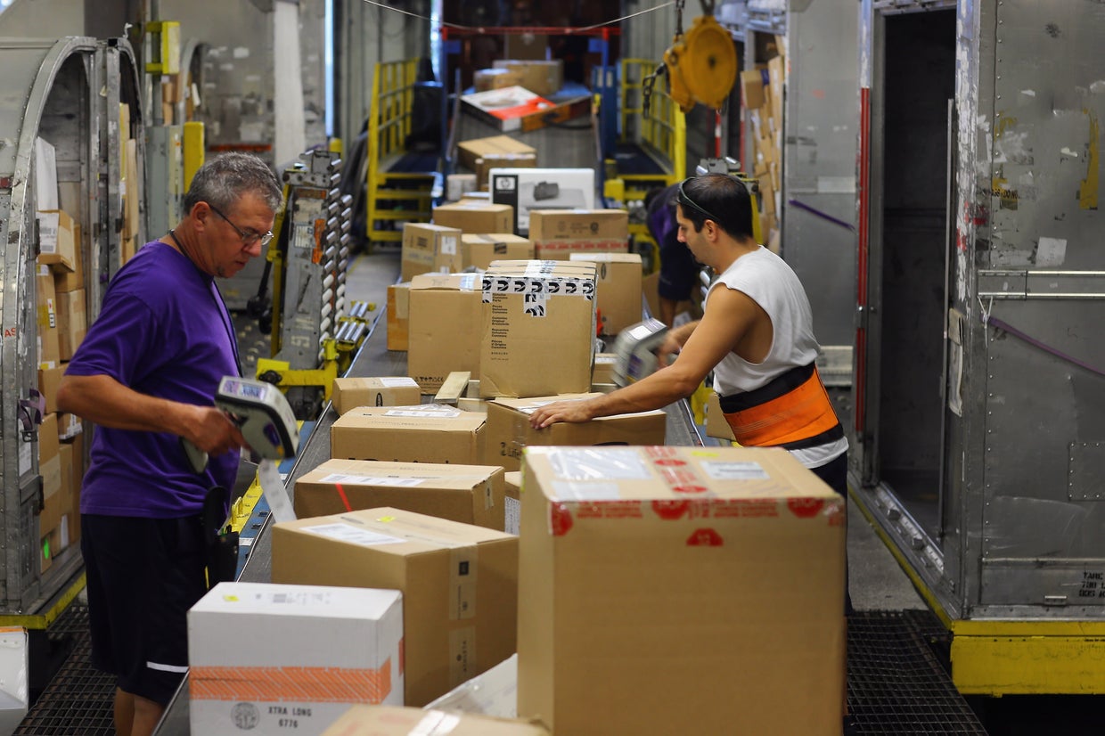 "Busiest day" in FedEx history