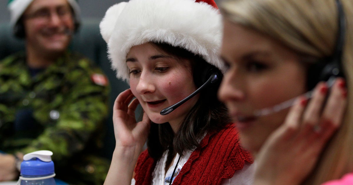 NORAD gets record number of calls on Santa - CBS News