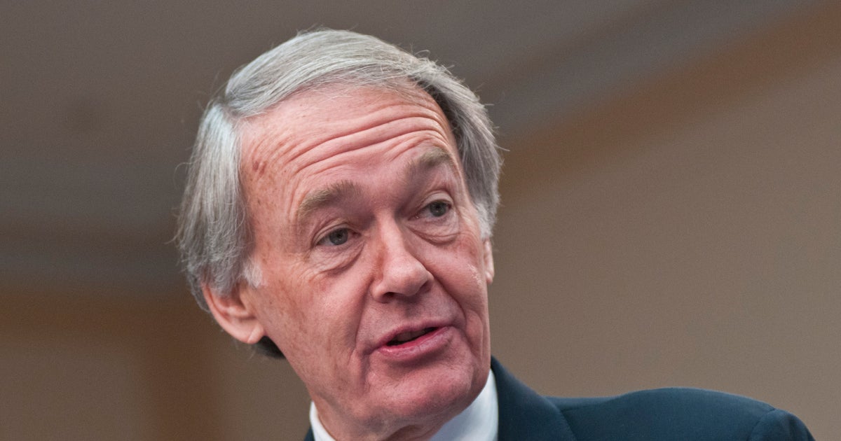 Obama to travel to Boston next week to campaign for Ed Markey - CBS News