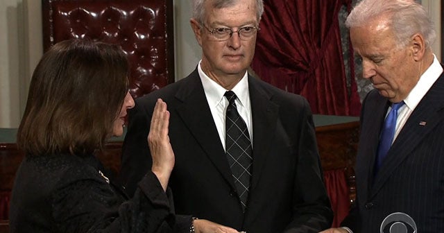 Women make history in new U.S. Senate - CBS News