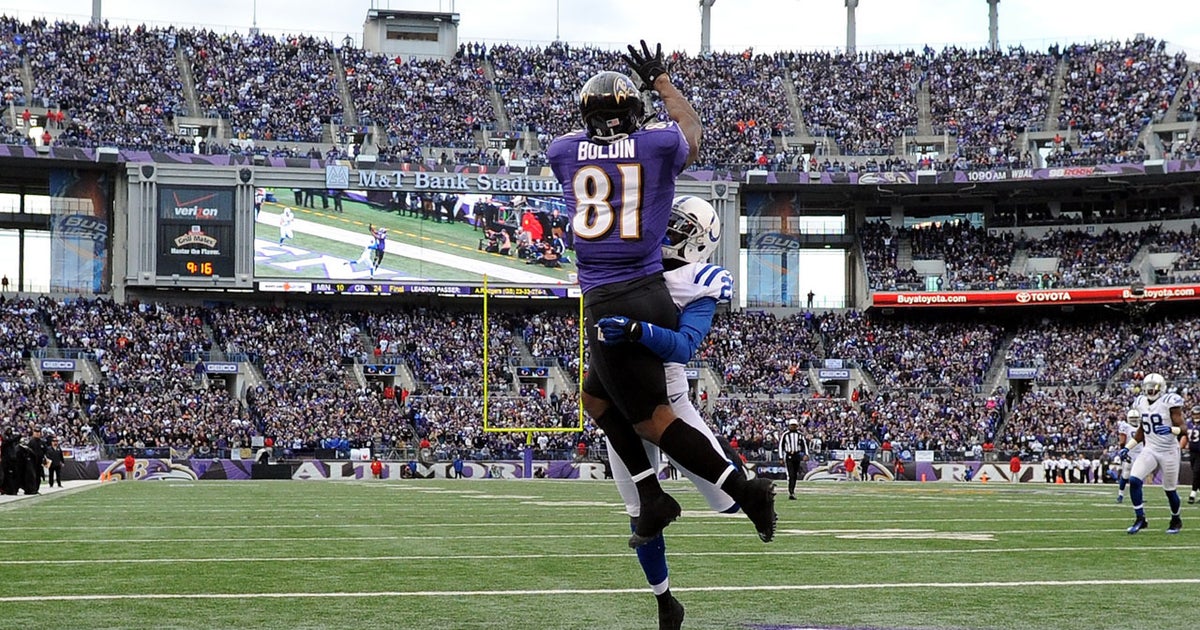 NFL Playoffs: Ravens beat Colts 24-9 - CBS News