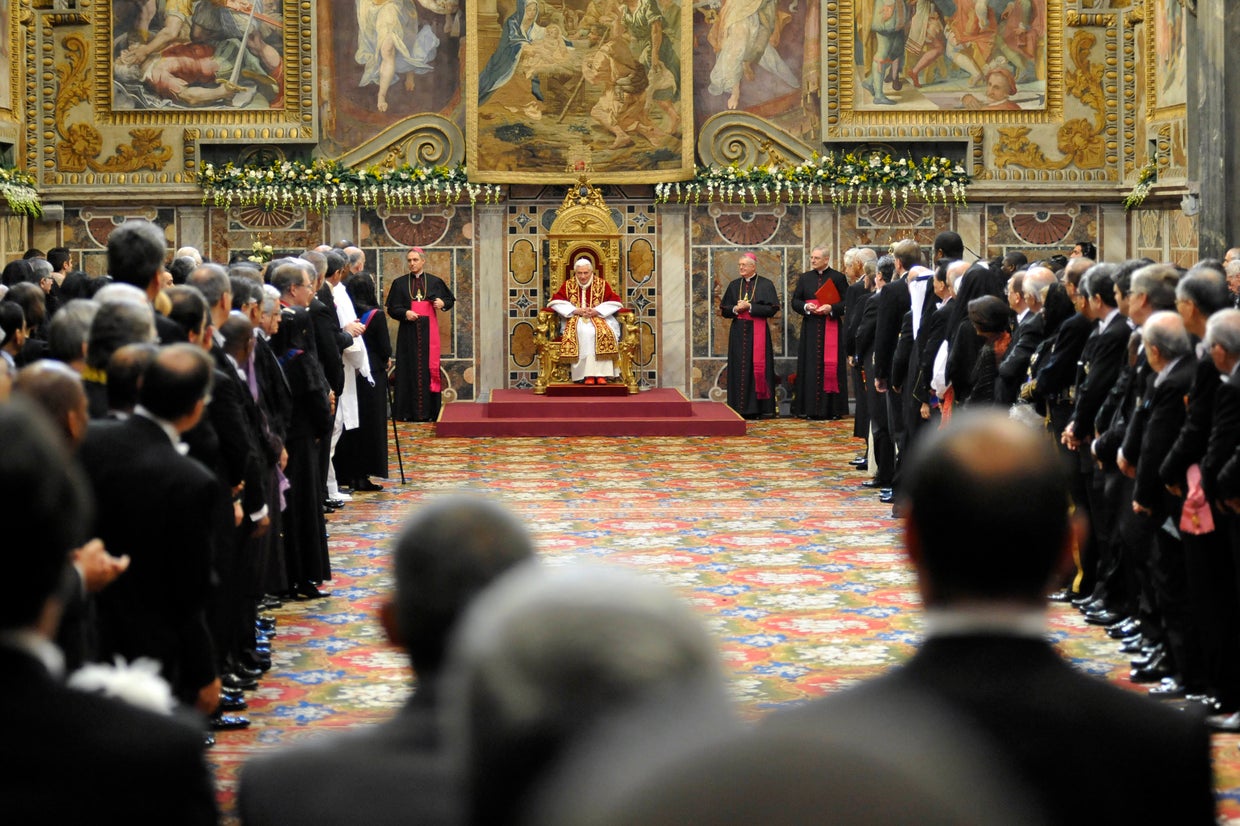 Pope gives 'state of the world' address