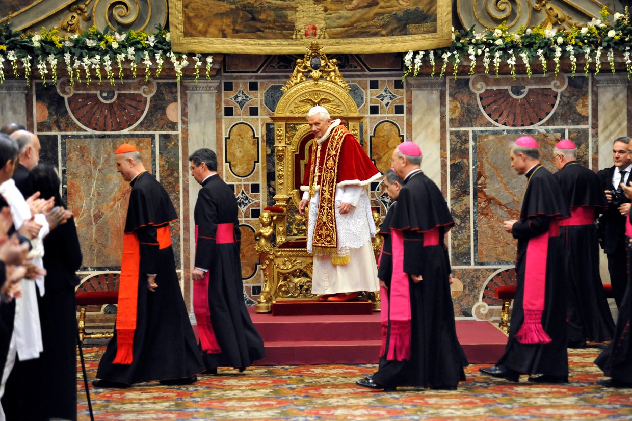 Pope gives 'state of the world' address