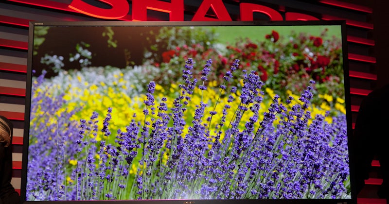 CES 2013 unveils big TVs with "ultrahigh definition" - CBS News