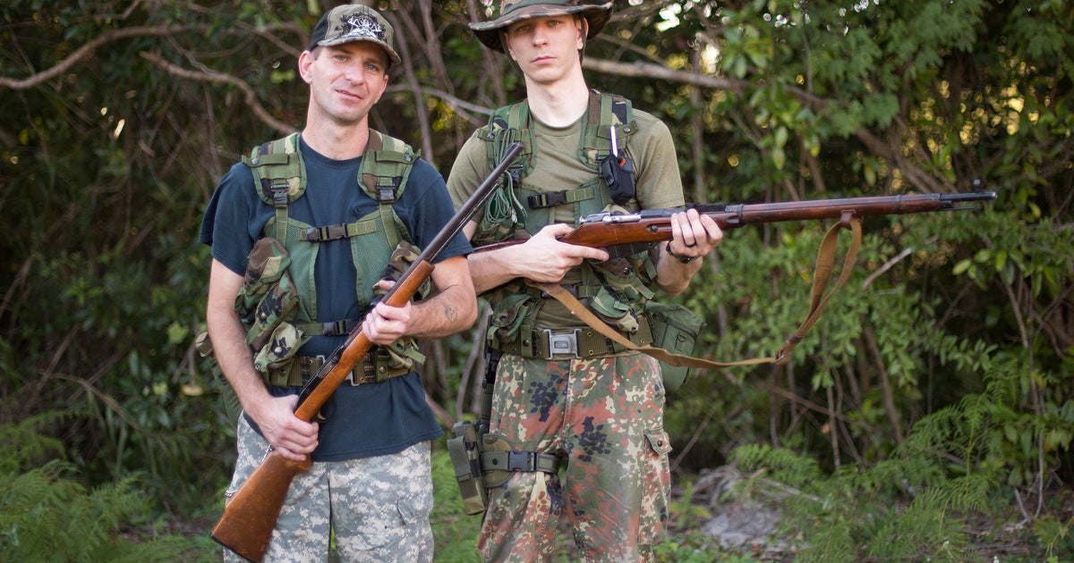 Fla. python hunt draws hundreds