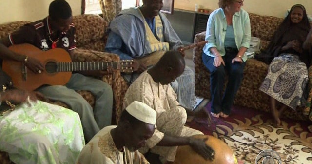 Mali's exiled musicians keep the beat - CBS News