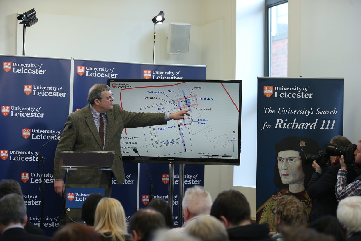 King Richard III skeleton found in parking lot