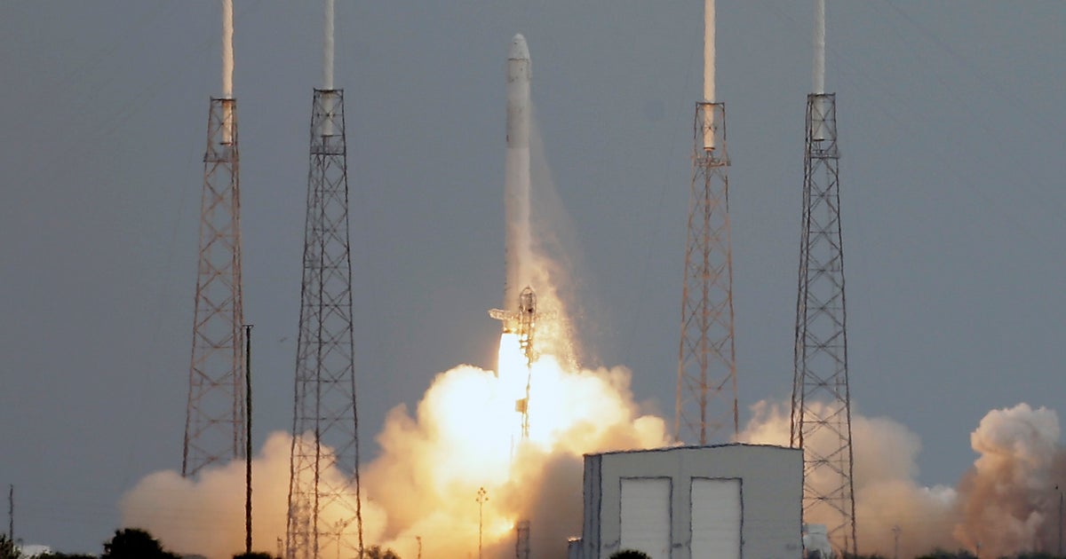 SpaceX cargo ship back on course - CBS News