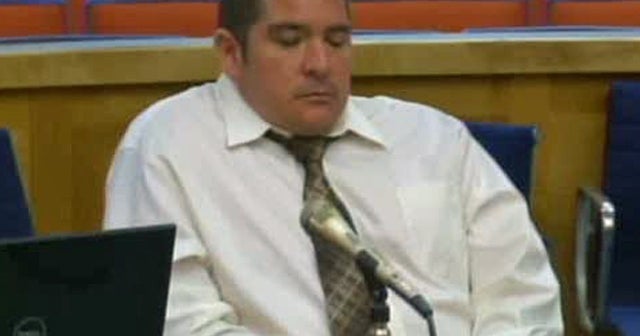 New Mexico drunken driver sues buddy, restaurants - CBS News