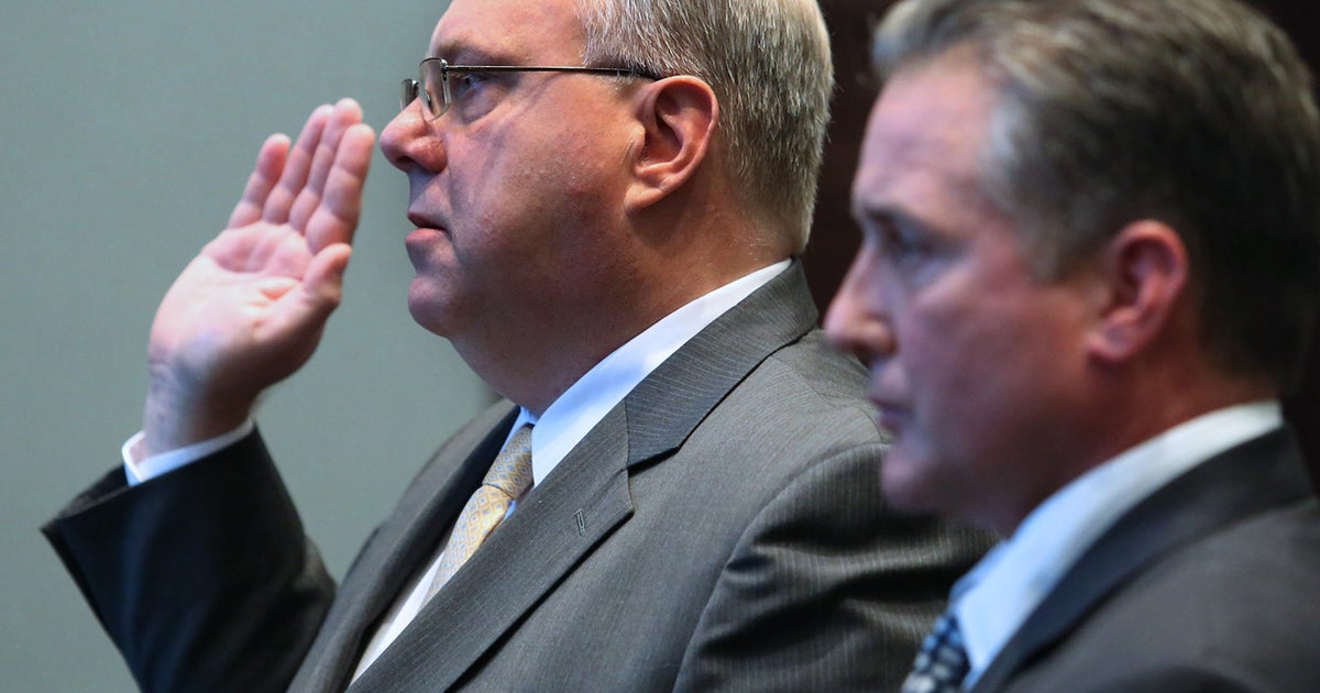 Ex-Florida GOP chair gets 1 1/2 years for stealing - CBS News