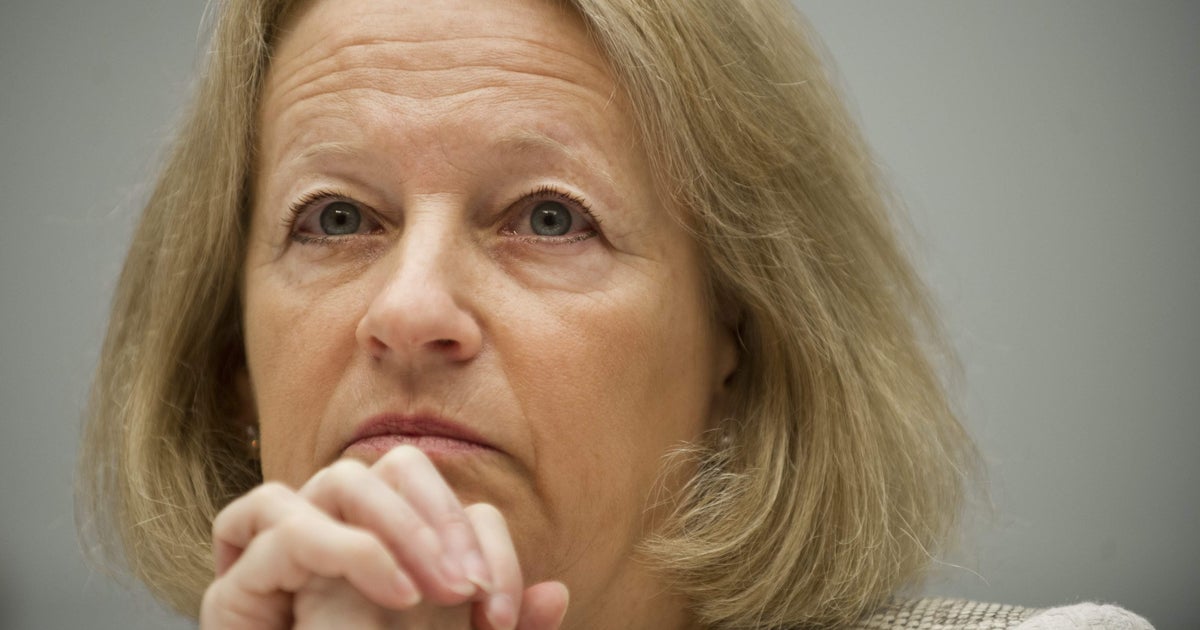 Ex-SEC chief Schapiro takes revolving door back to private sector - CBS ...