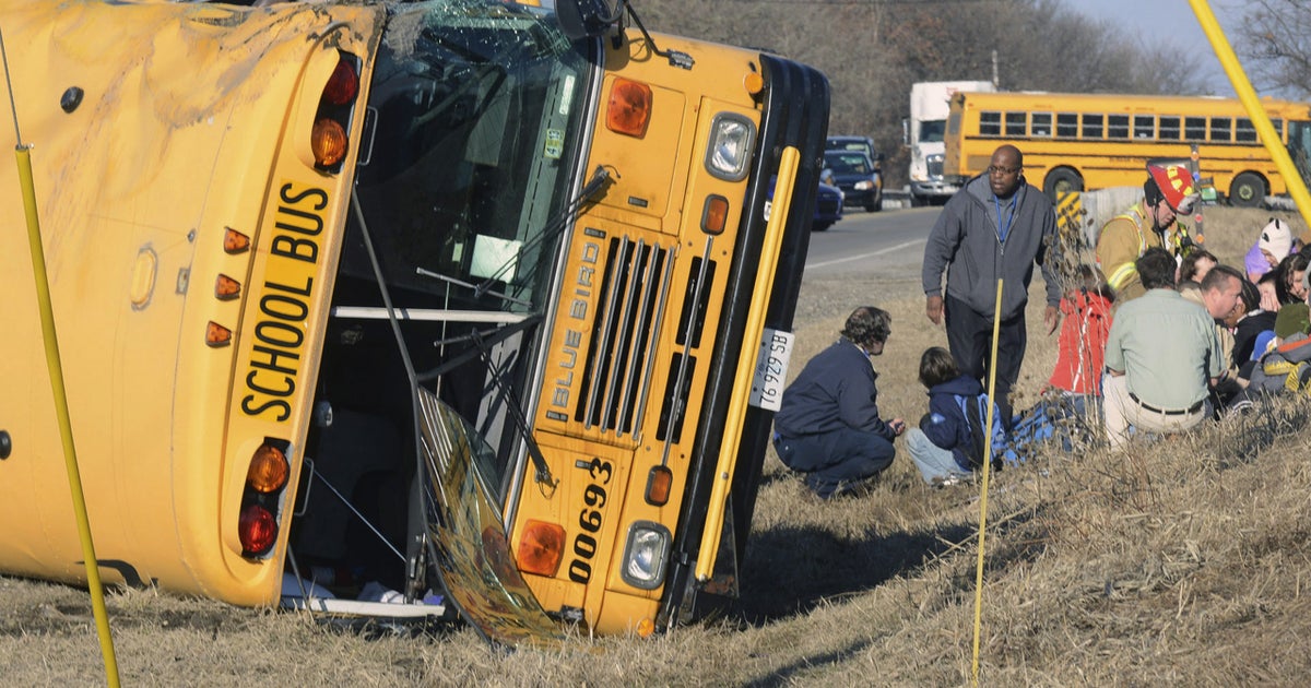 1 dead in Illinois school bus crash, kids OK - CBS News