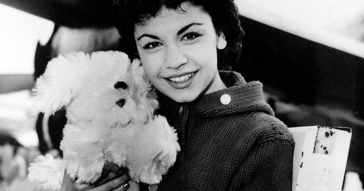 Annette Funicello, Mouseketeer and film star, dies at 70 - CBS News