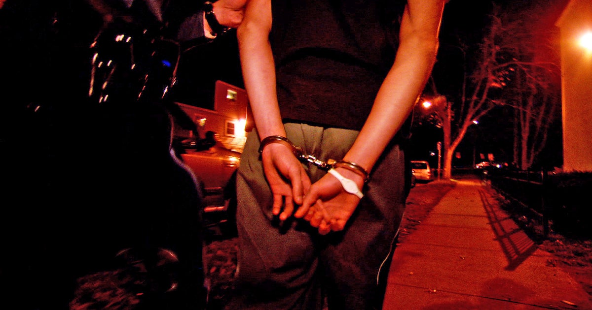 Counterinsurgency Cops: Military tactics fight street crime - CBS News
