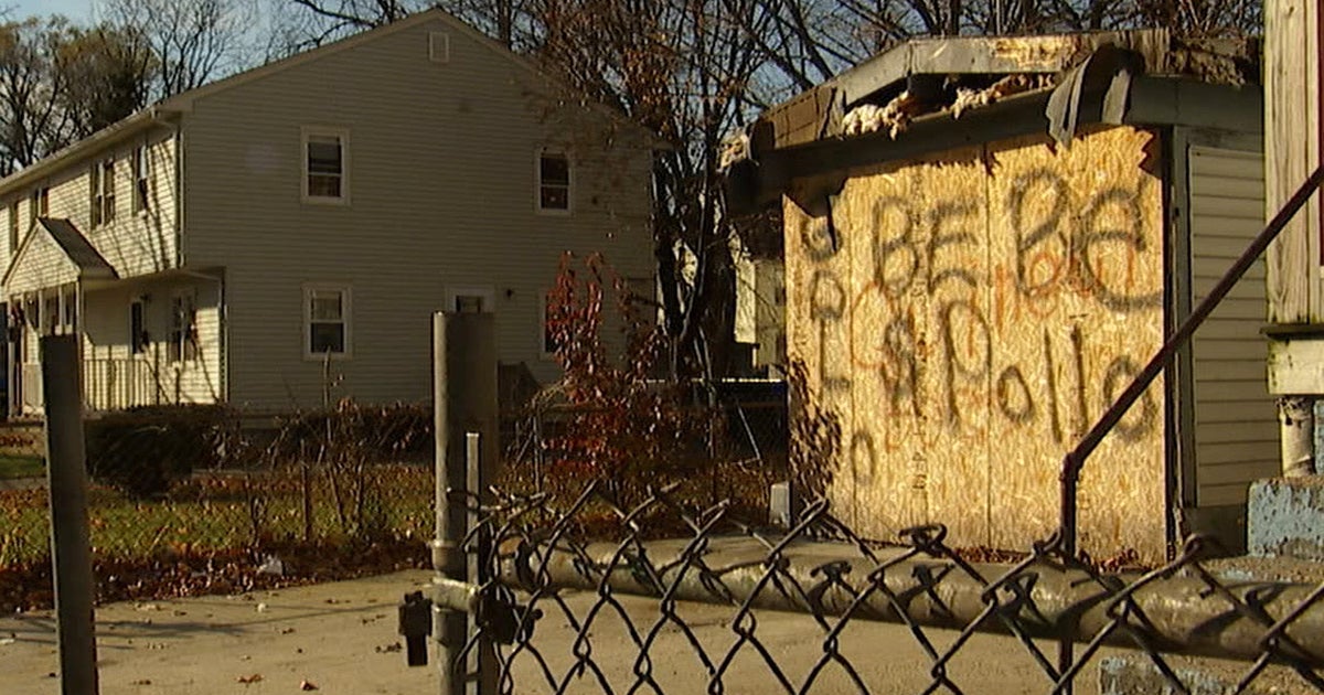 Graffiti Artist Arrested: "Friended" by police, then jailed - CBS News