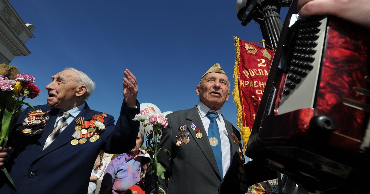 Soviet veterans celebrate Victory Day