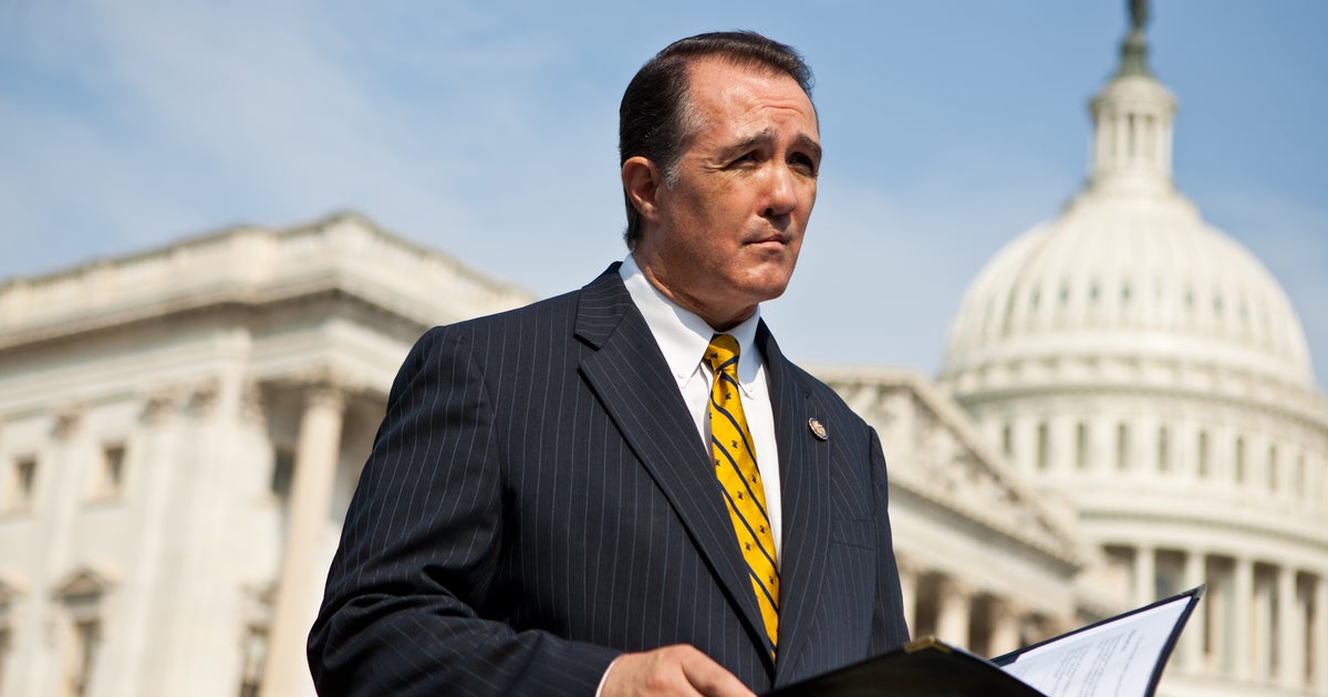 Trent Franks makes resignation immediate; AP says he offered staffer $5 ...