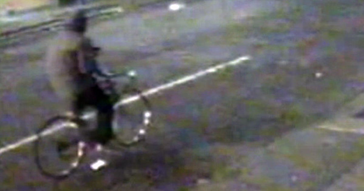 Watch: Video of Times Square bombing suspect - CBS News