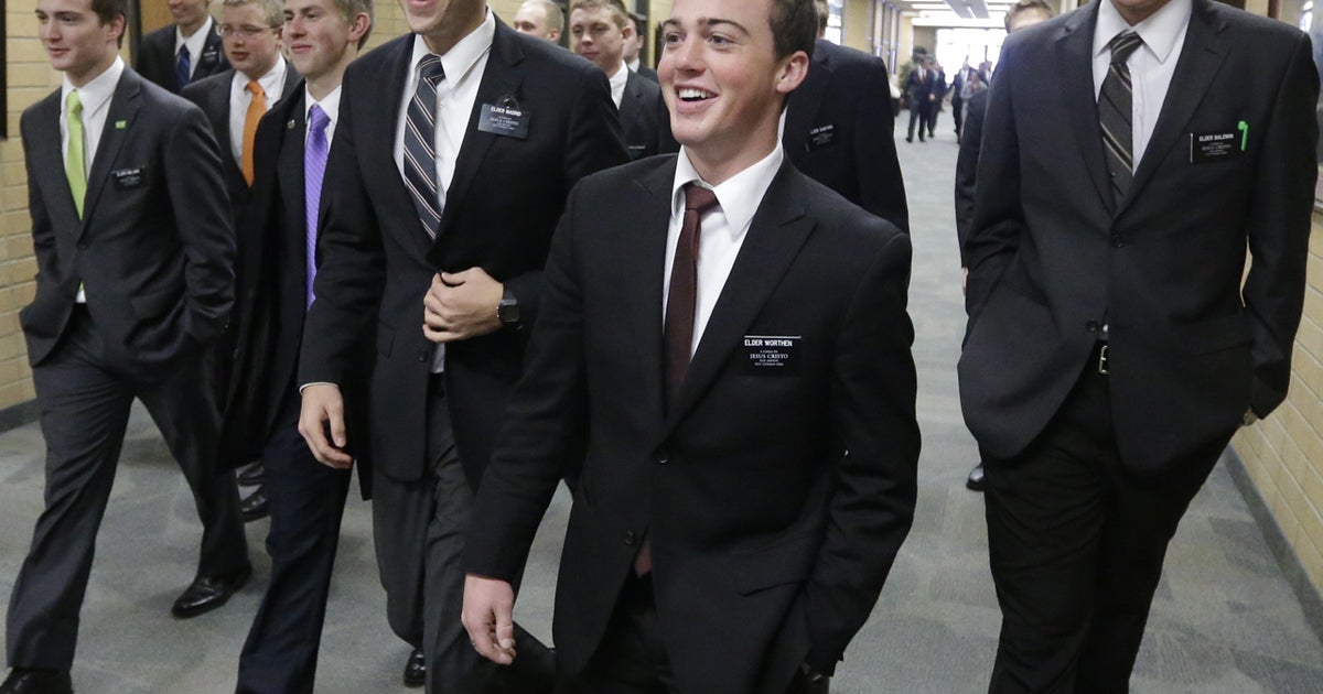Mormons turn to social media for missionary work - CBS News
