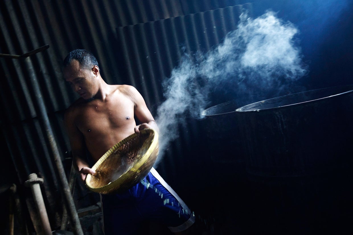 Inside an Indonesian tempeh factory