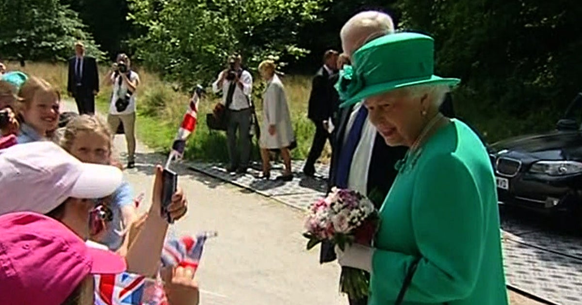 Impatient monarch? Queen hopes royal birth comes before her vacation ...