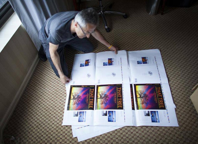 Mark Hirsch photographs "That Tree"