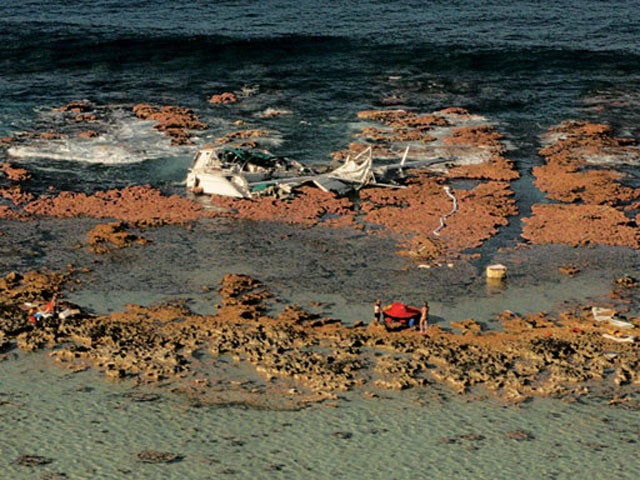Voyage, shipwreck and rescue of the Silverwood family