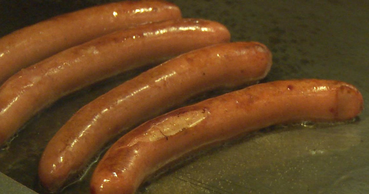 Web extra: How to cook a hot dog - CBS News