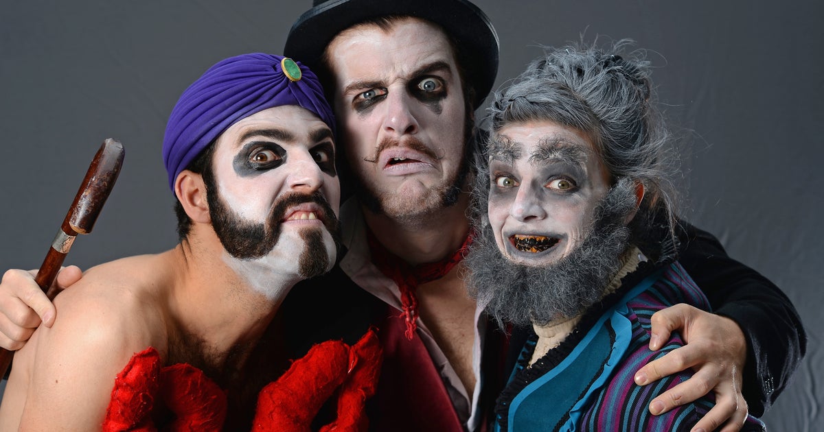 Edinburgh's street performers
